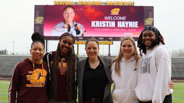 Watch Coaching Ties Between Tom Garrick and Wife, Shea Ralph - Stream ...